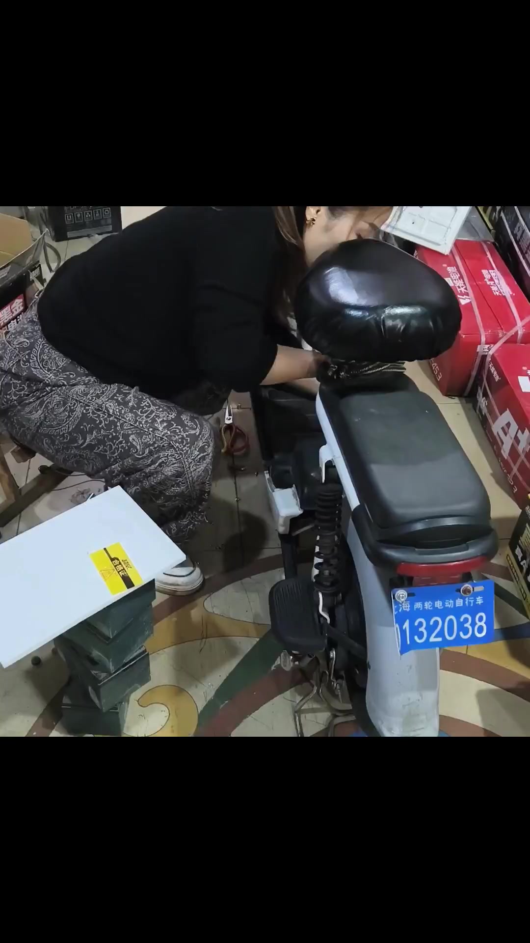 晟鱼骑行电动车店来真的!330换超威甄黑金24ah电池,原价550,以旧...