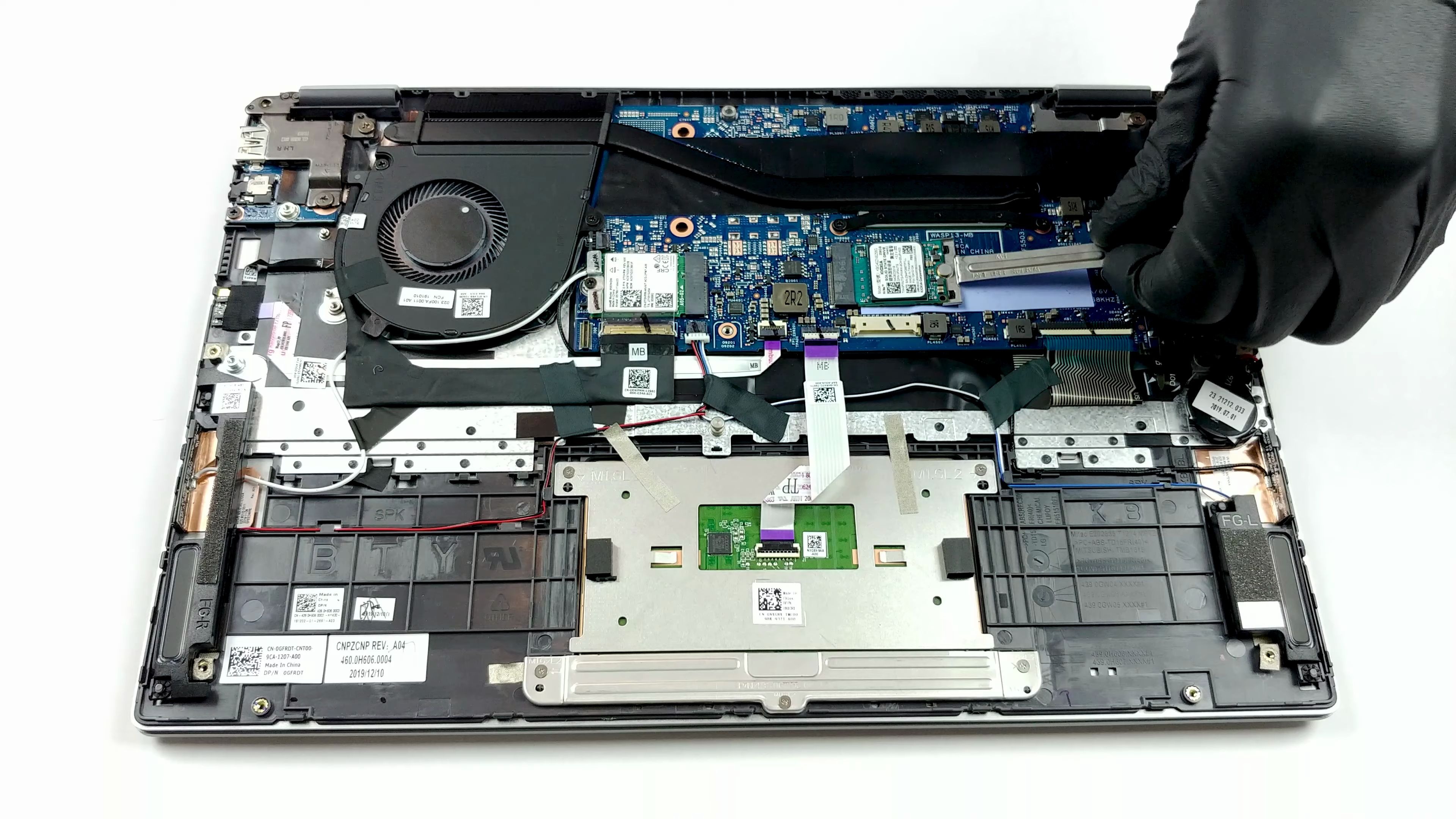戴尔 Latitude 3301 拆机 | Dell 拆解