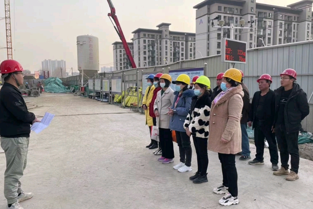 施工电梯司机安全交底会该怎么开?施工电梯司机有哪些安全注意事项?...