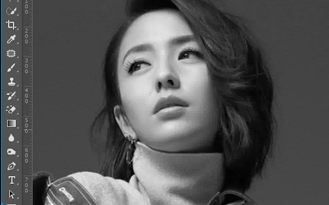 ps中怎么制作黑白质感照片