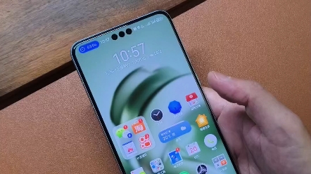 华为Mate60 Pro单手模式,这玩意可以有。