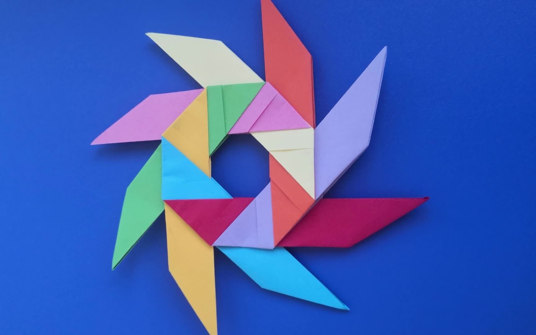 风火轮飞镖折纸,好看又好玩的彩色飞镖