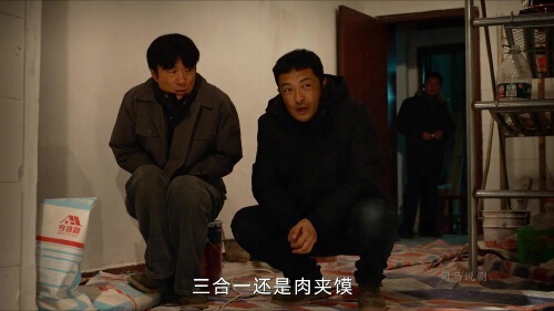 警察在执行抓捕任务时,却发现自己被盗墓贼耍了