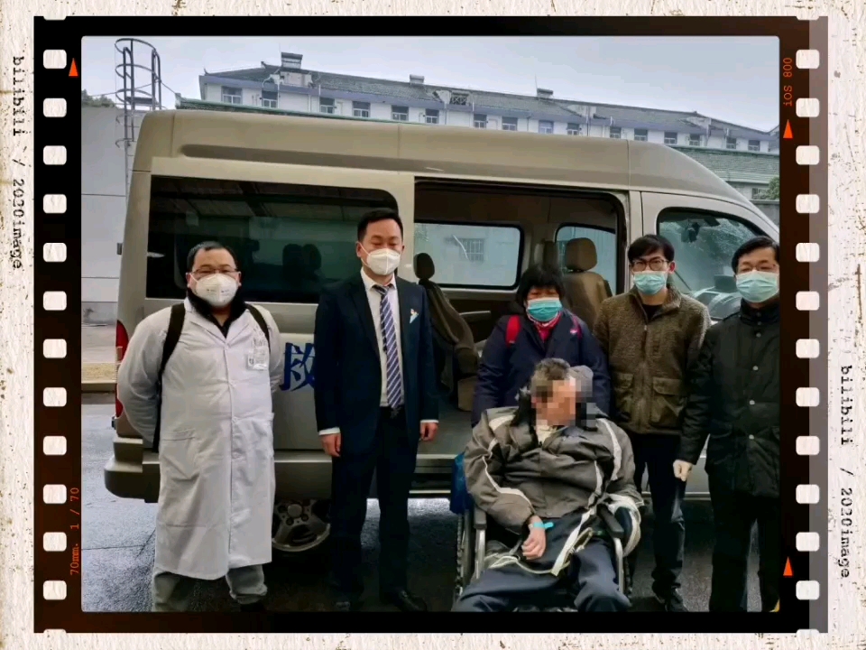 跨越近2千公里的暖心护送,奉贤区奉城医院帮助康复患者顺利返乡。