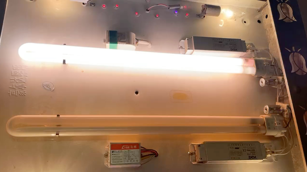58/65W电感镇流器启动55W PL-L灯管