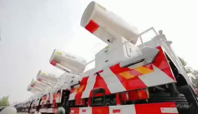 ...雾炮车,智能灵活,360°旋转喷洒,喷雾降尘、降温,消毒防疫,美化环境