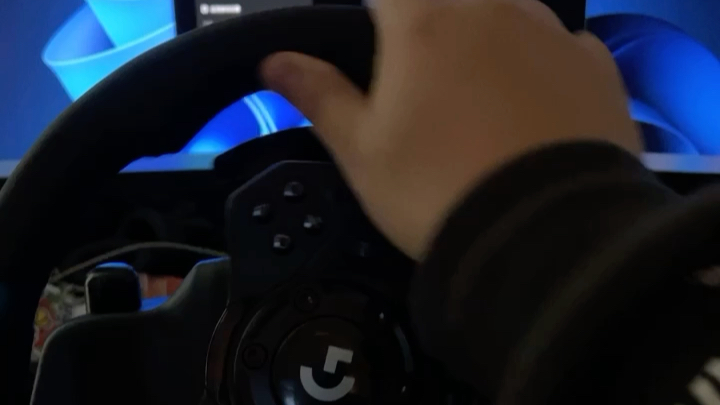 罗技G923千万别买,买来刚过退换期,立马出问题,转向设置不生效,不管...