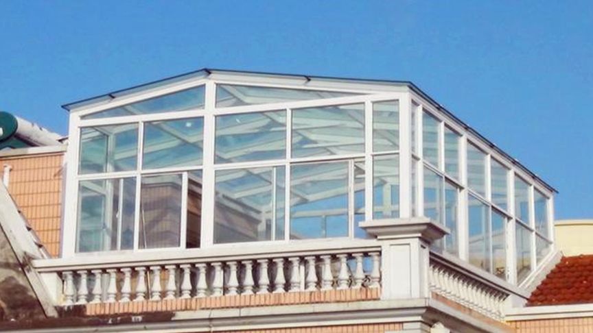 木头框架做的阳光房,真的比不锈钢框架的好吗?