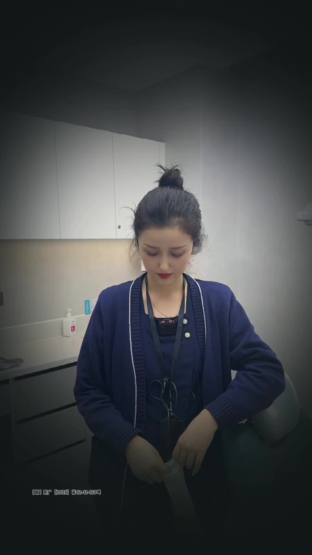 你拿什么跟我比,我上班从来不看星期几#牙医日常 #上班人的精神状态 ...