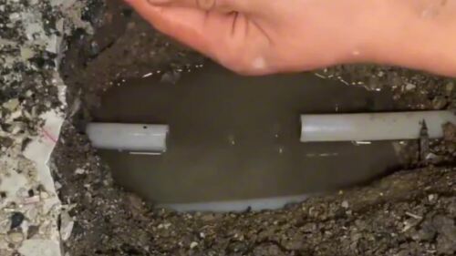 大年三十晚上维修地暖管漏水给3000元,你看这钱挣得容易吗?