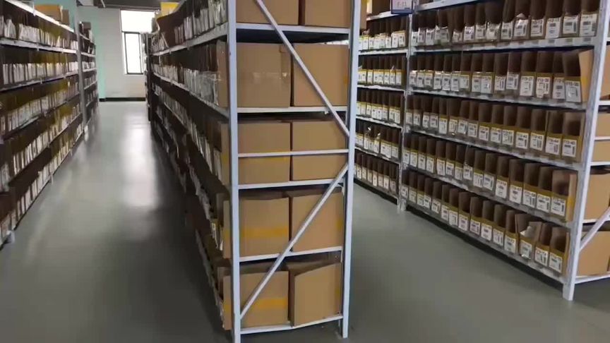 今天参观聚水潭饰品仓库: 打包平均700单每人每天 配货1600/天