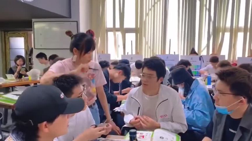 #柳州美发 ,#美学形象,整体形象设计进修学习中