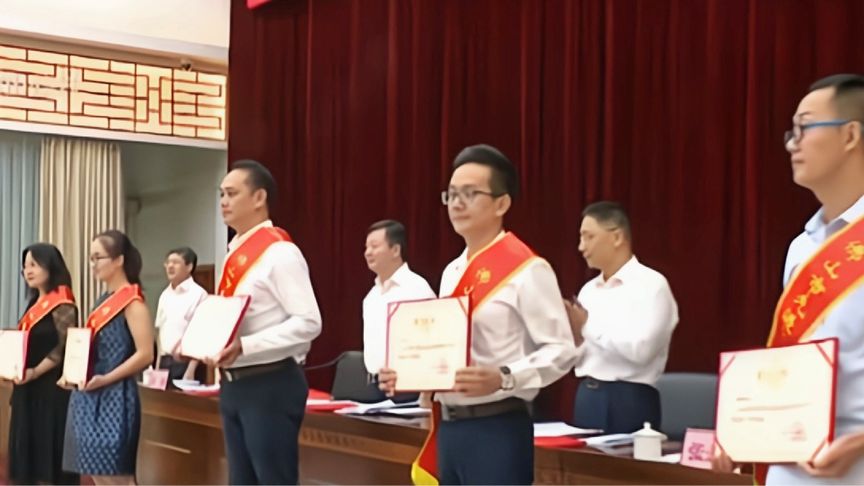 佛山召开庆祝2020年教师节暨全市教育工作会议