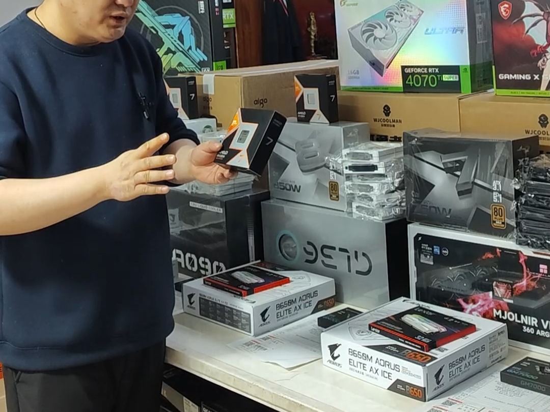 地表最强游戏CPU,AMD 9800X 3D超频优化调试方案,A-die颗粒帮精调...