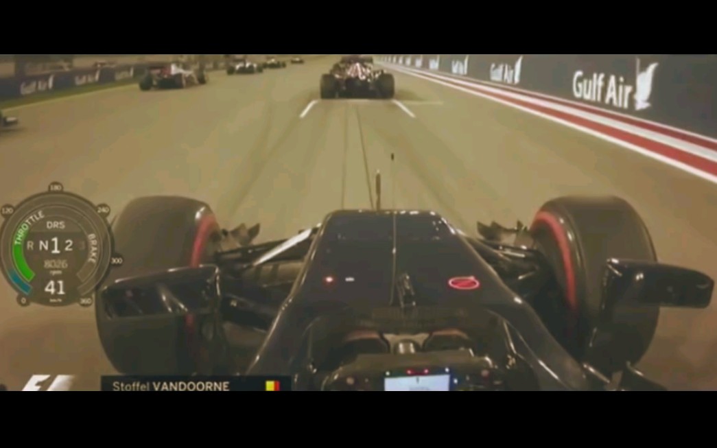【F1】最佳代打!范多恩F1生涯首秀开局两圈(2016巴林)