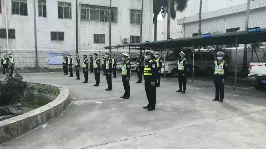 战疫、练兵两不误!梅州五华交警送教“充电”到一线