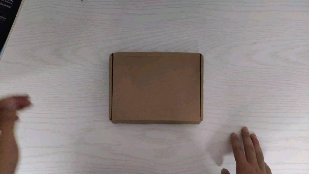 【新人开箱】小米移动电源3 10000mah 快充版
