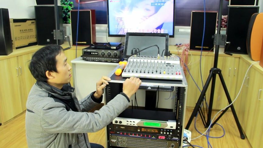 专业功放调音台演出音响设备正确连接方法