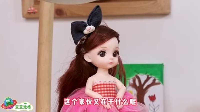 黏土定格动画:豆豆利用乐高积木玩具组装小汽车,最后它成功了吗