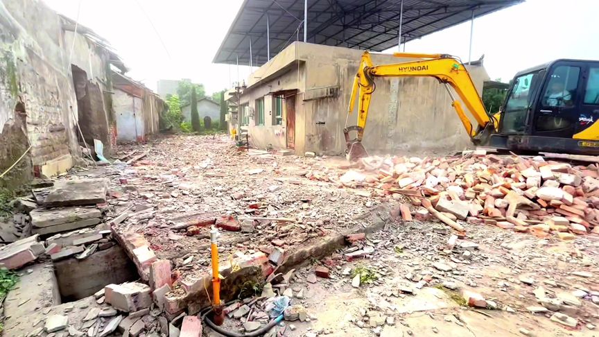 学员的住宿,食堂,厕所,浴室。标准化房间500平米