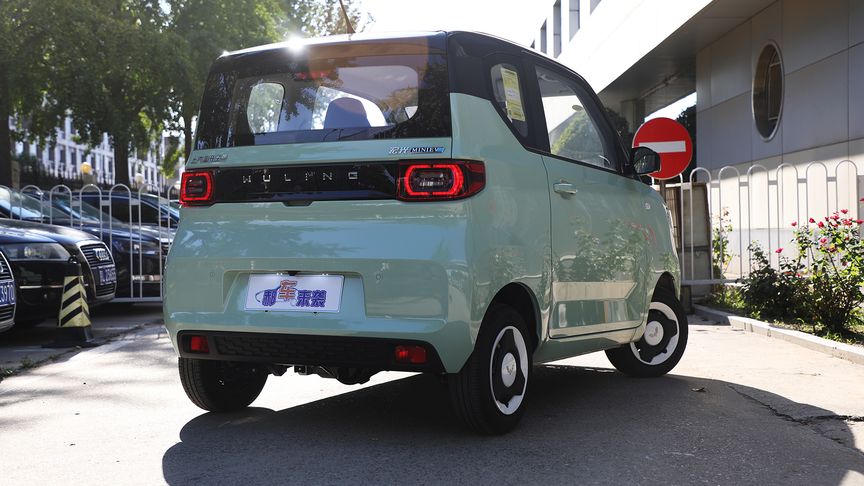 3~5万预算买微型车,超十款配置咋选?五菱宏光MINI EV优缺点汇总