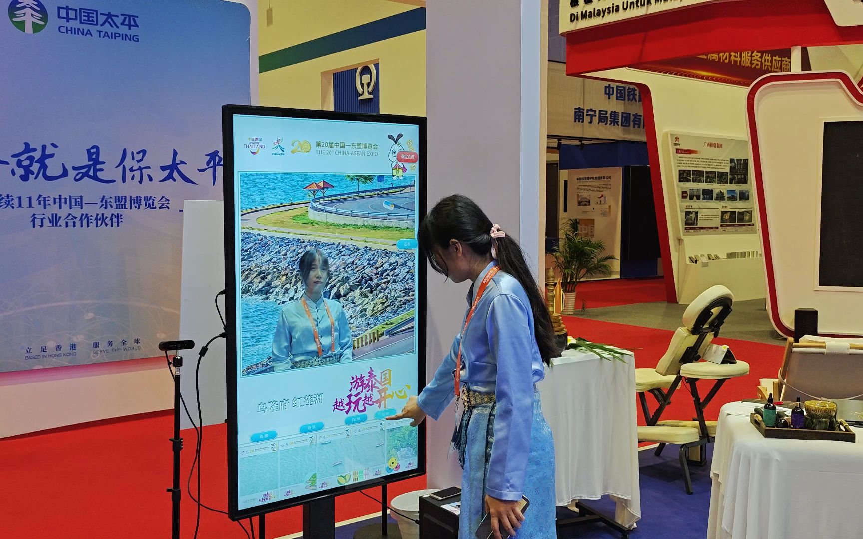 无绿幕抠像拍照打印6寸照片4k高清相机拍立得展会展馆互动项目