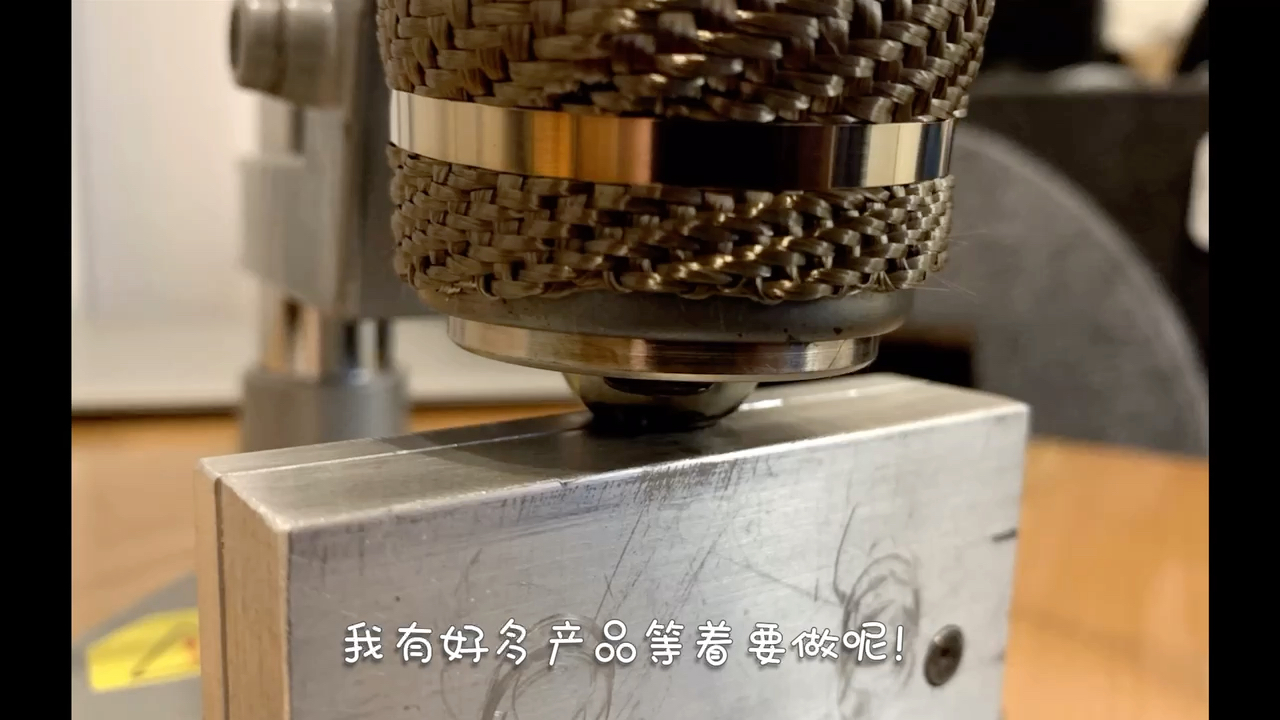 手动注塑机加小模具