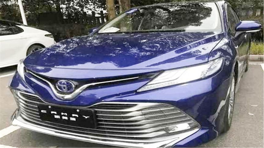 全国首提新凯美瑞2.5混动旗舰版,价格感人,加一箱油跑一千公里