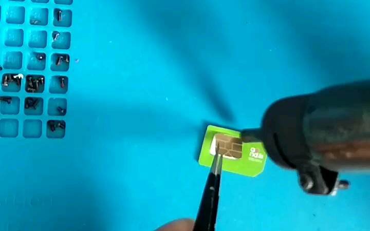手机卡 SIM卡 里的秘密 没看过的放大100倍给你看 超清