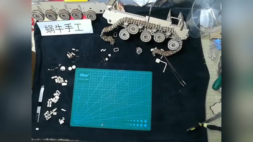 木质坦克模型制作过程16