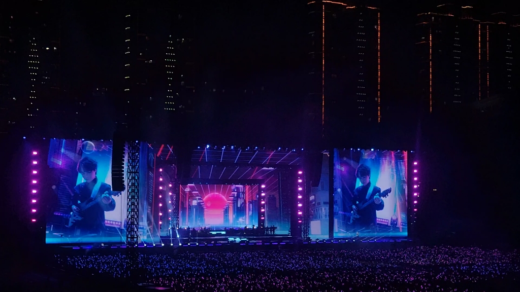 2024凤凰传奇常州演唱会【郎的诱惑】现场