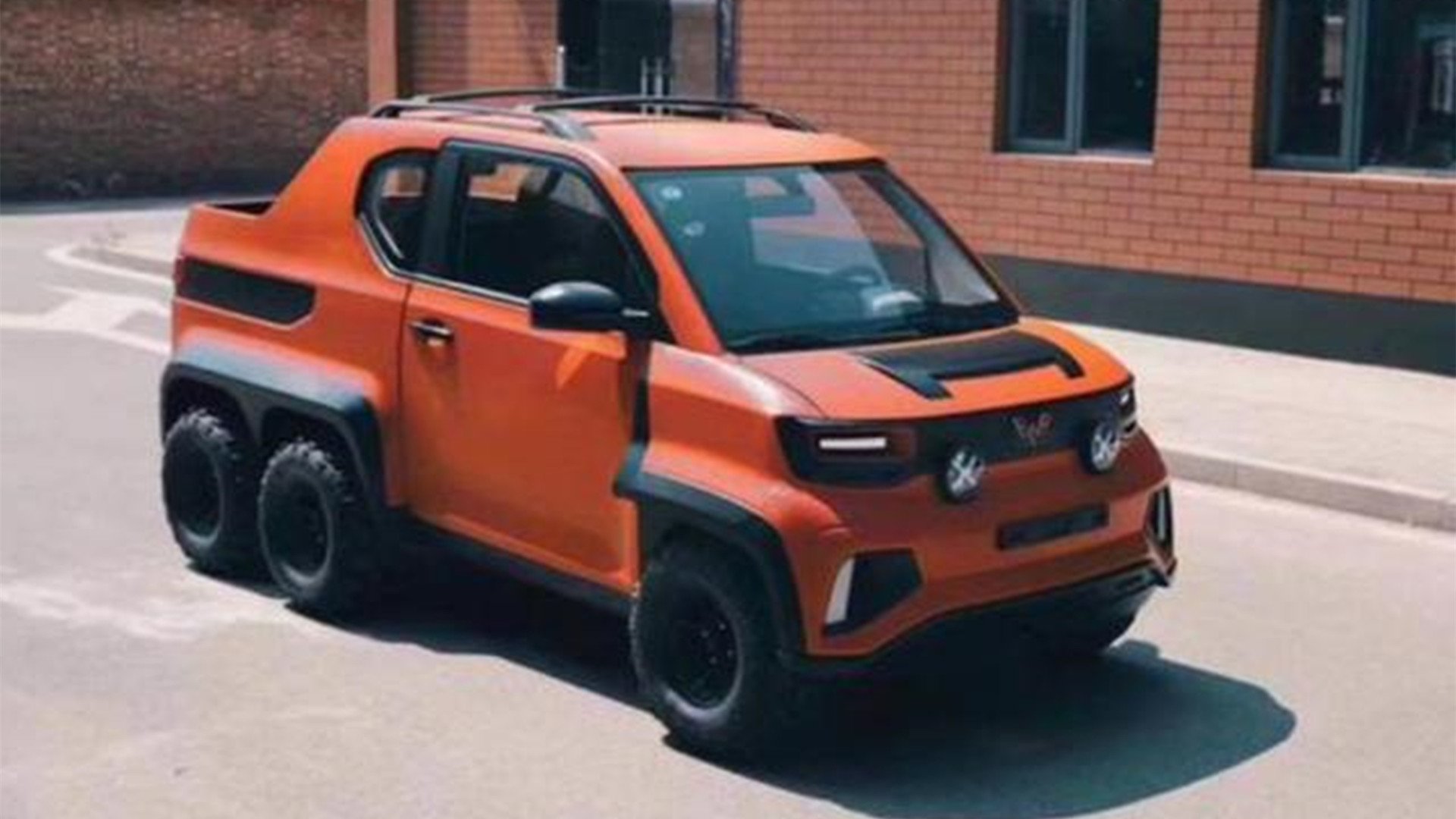 五菱真牛,迷你“越野皮卡”上市,配六轮驱动,或3万起步