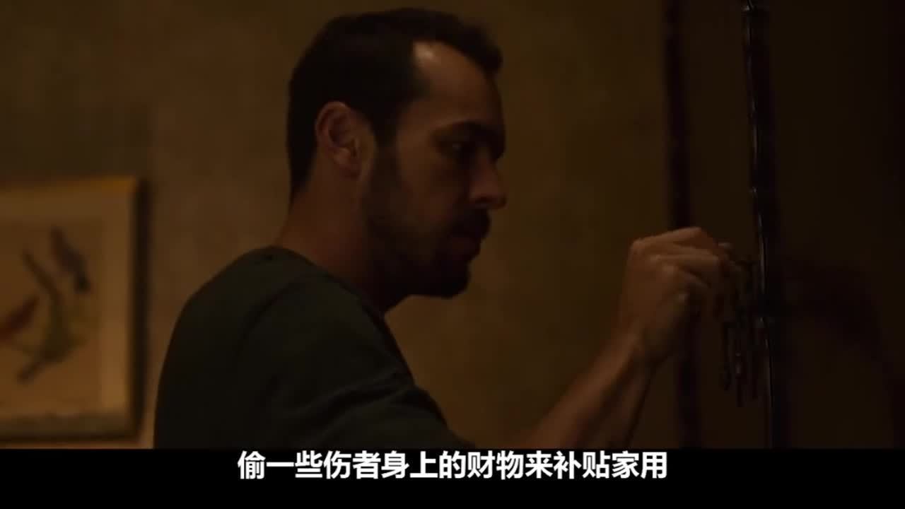 惊悚片:妻子一收到微信,丈夫电脑就响提示音,反应过后.