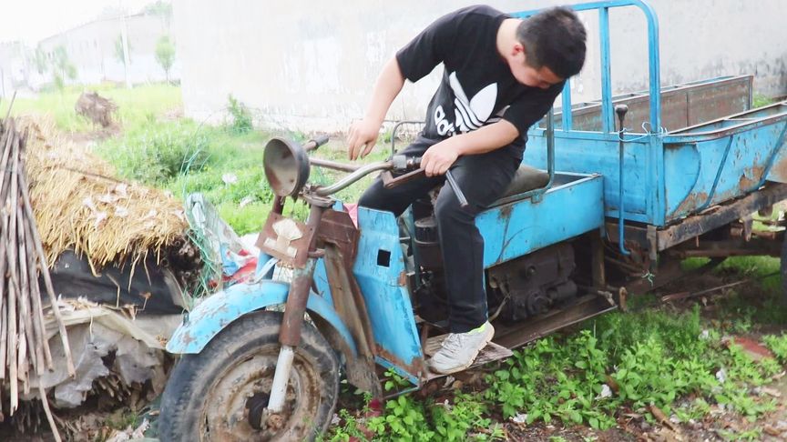 1200元买的二手农用三轮车,一年只用几天,还能打着火启动吗?