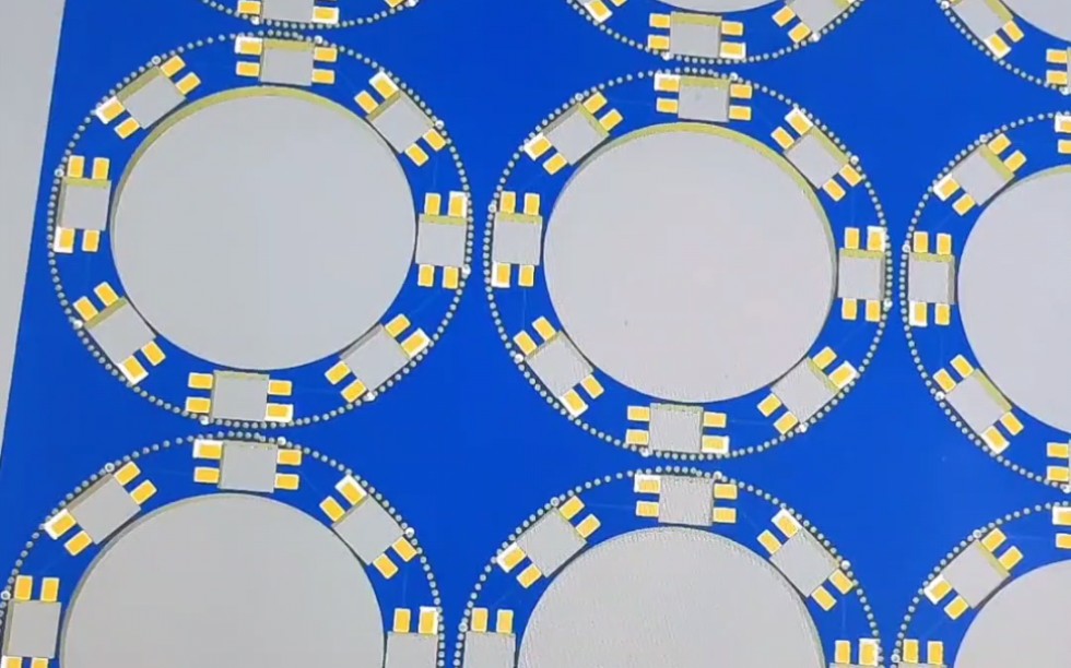 免费白嫖嘉立创拼板?只要思想不滑坡,方法总比困难多。