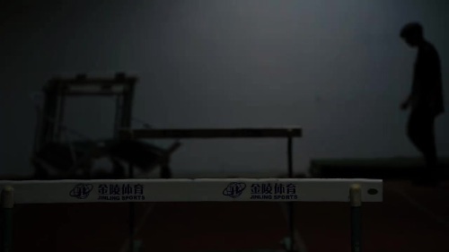 223年全区大学生交通安全宣传品创大赛优秀短视频品展播--最后一根...