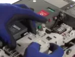 Emax 2 安装及操作视频 - E2.2…E6.2 欠压脱扣器 YU