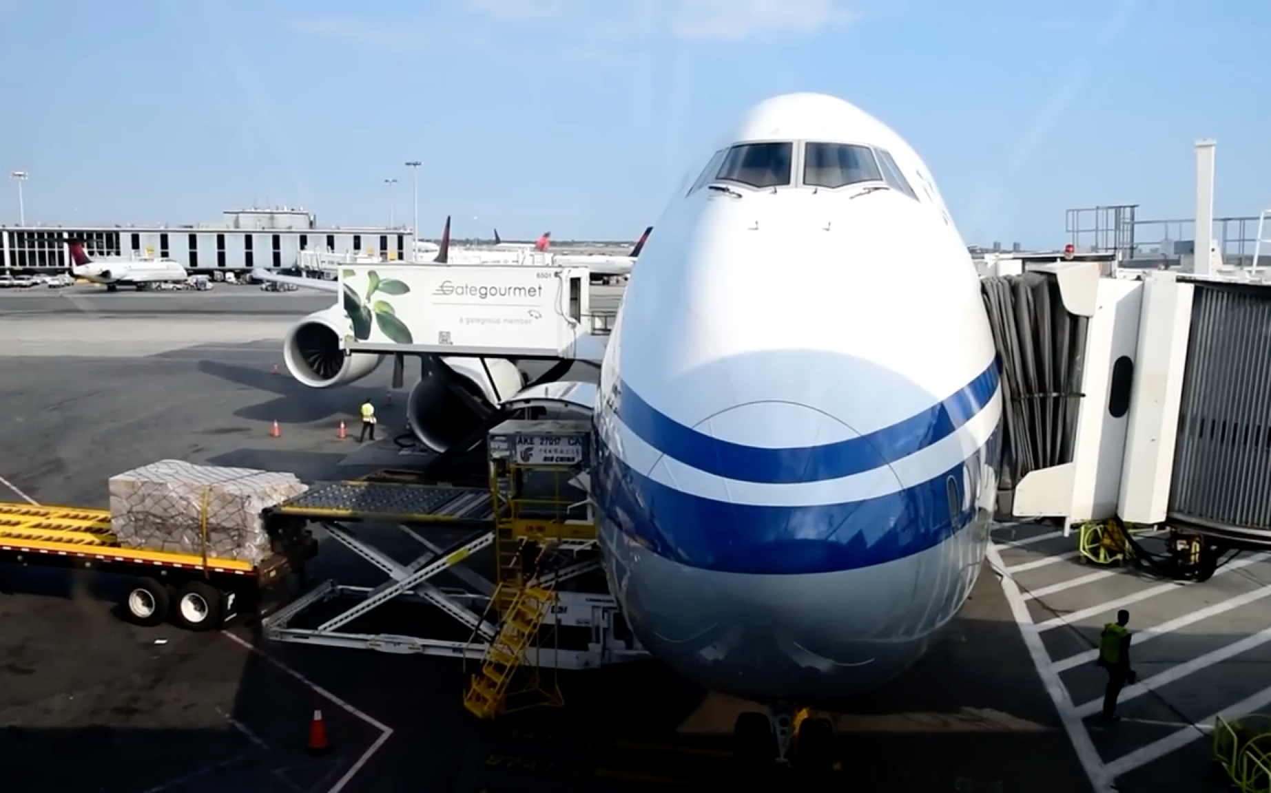 【飞行报告】国航波音747-8(CA982纽约～北京)商务舱