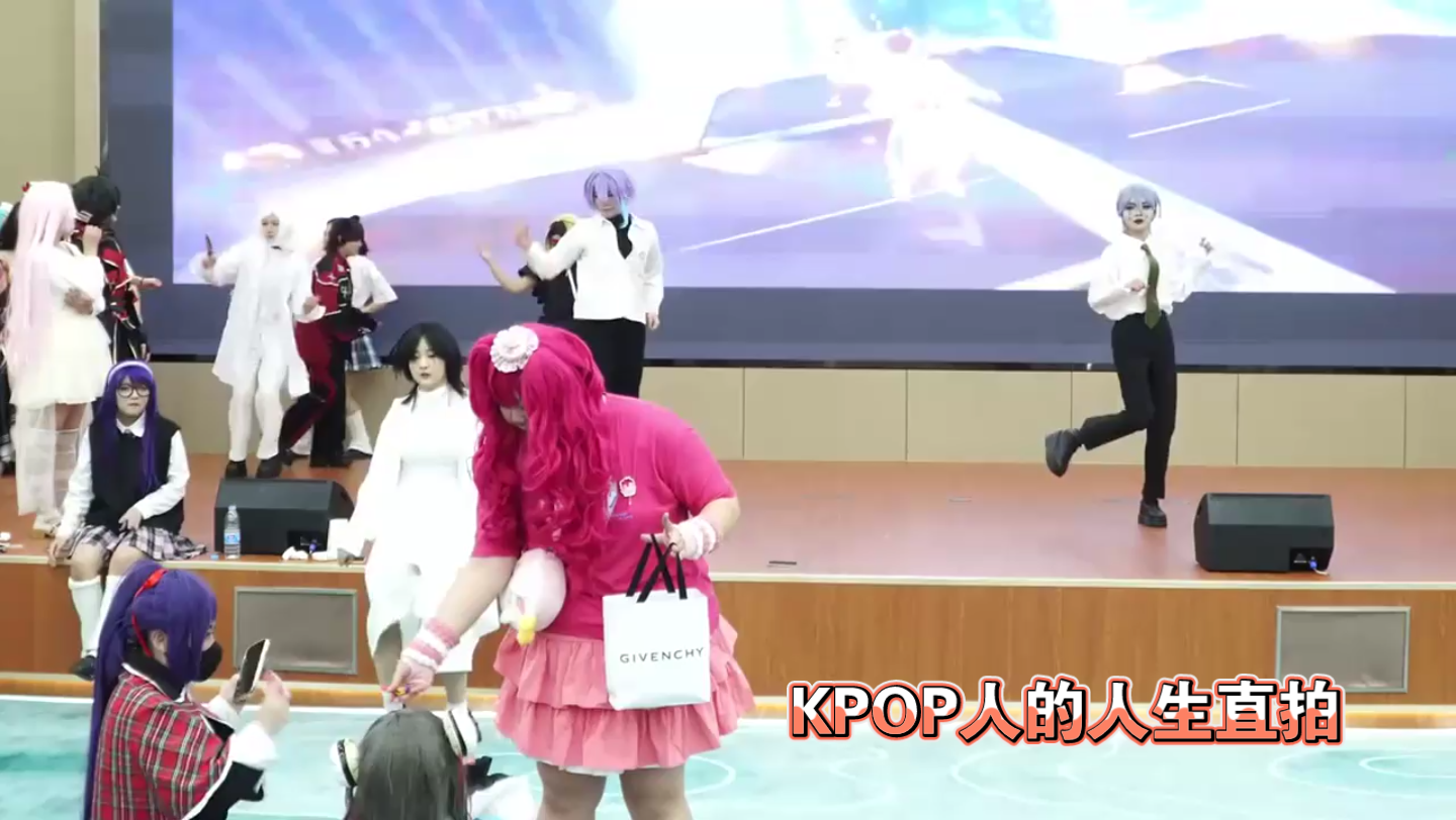 KPOP人的人生直拍:3100套彩色裤子跳舞穿搭第一期来辣爵士女孩...