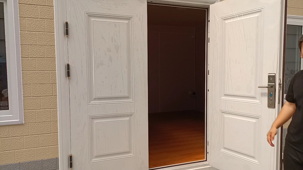 金属雕花板活动房