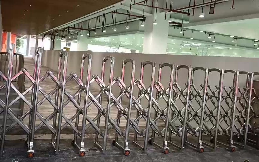 东莞金盛电动门不锈钢伸缩门铝合金伸缩门有轨伸缩门无轨电动伸缩门...