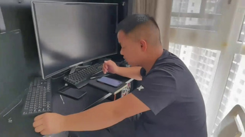 欠二姐5万元老公没钱还,宁愿刷信用卡,也不去问婆婆要