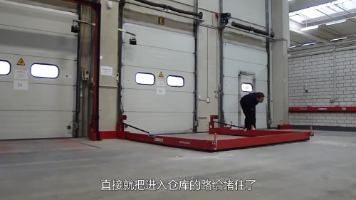 消防门设计为何如此独特?背后隐藏着的关键作用竟让人意外发现