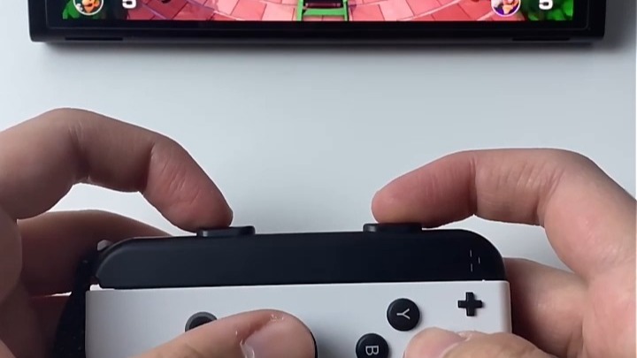 手柄一拆,桌面模式玩Switch,轻松又便捷!