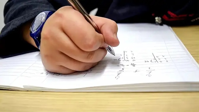 抓规范化书写从抓作业规范化入手
