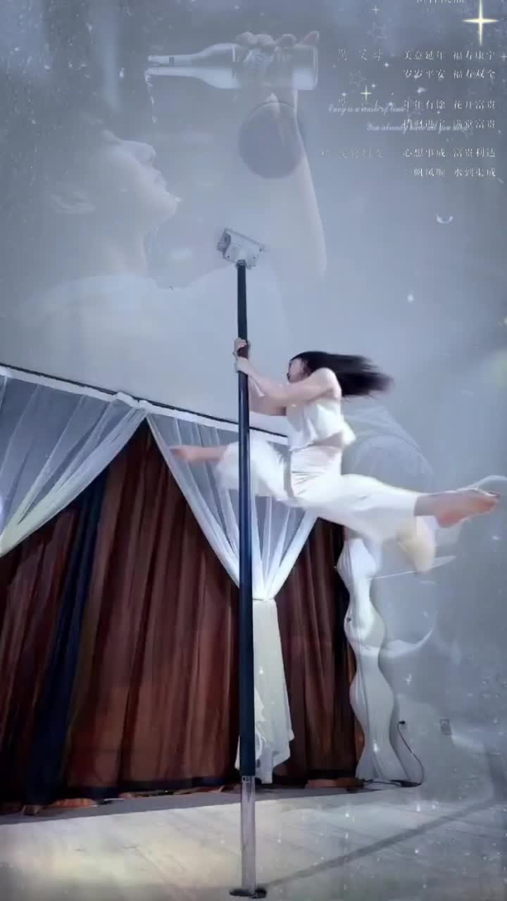 #钢管舞#空中舞蹈 #动感DJ舞曲嗨起来