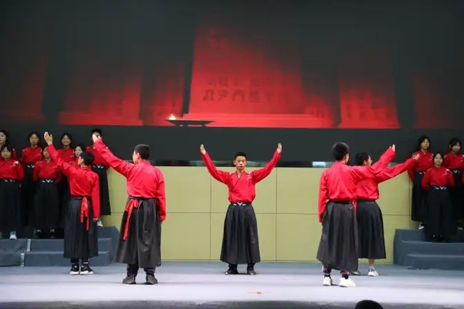 德阳巴川中学八年级课本剧表演