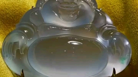 玻璃种翡翠佛公,清透莹润,种水一流,刚性十足。