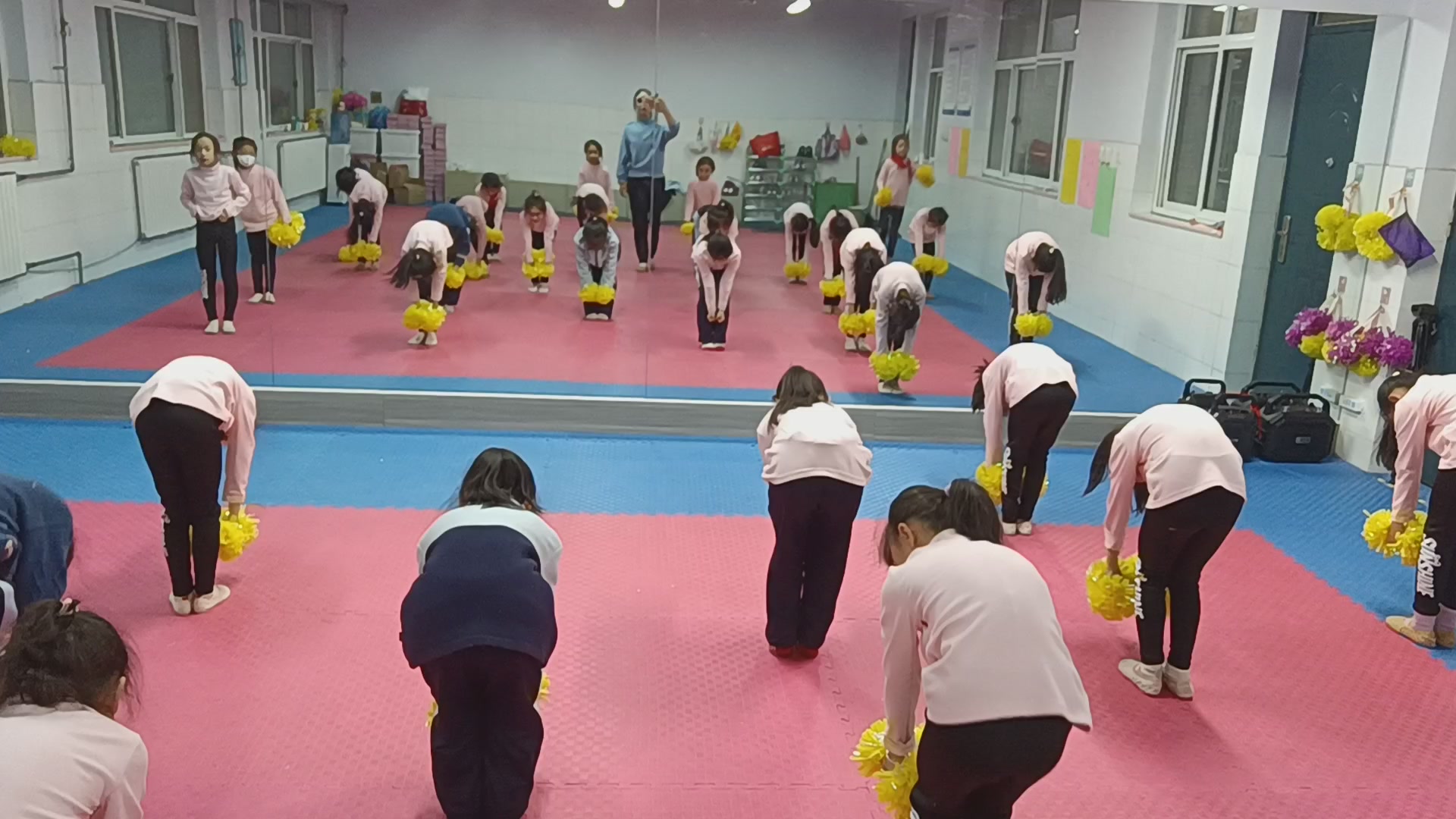 新规定套路初级B#啦啦操