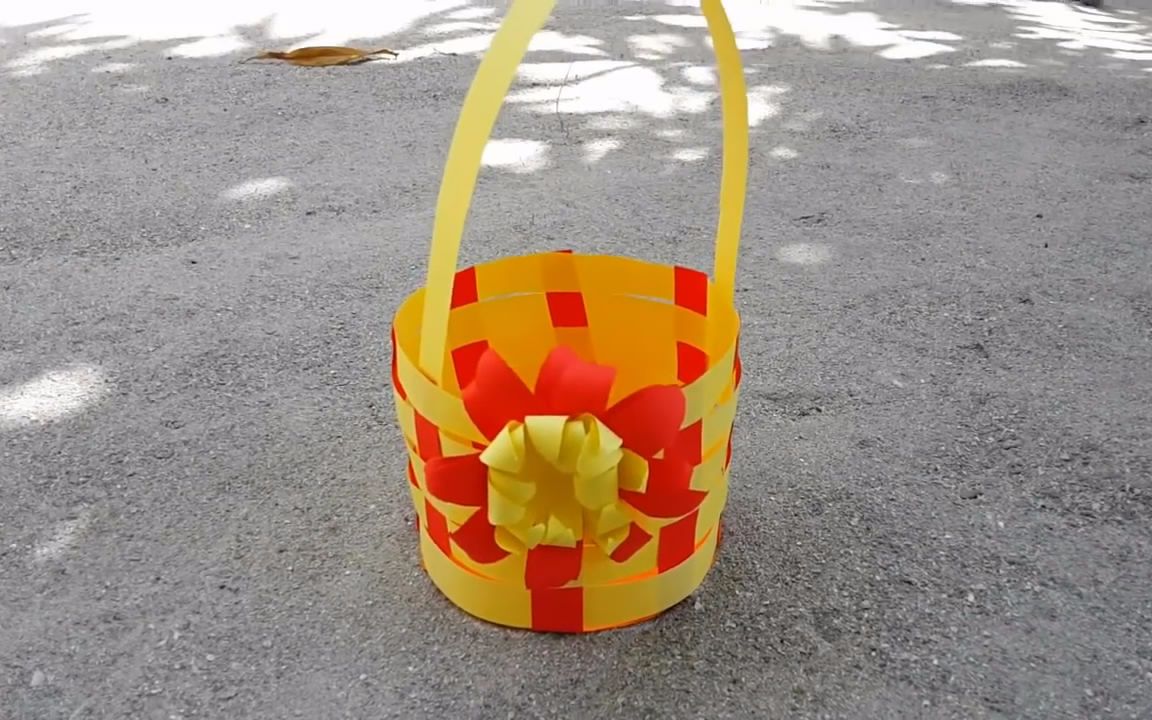 创意手工DIY,教你制作“纸篓”的方法,材料就是普通的纸条